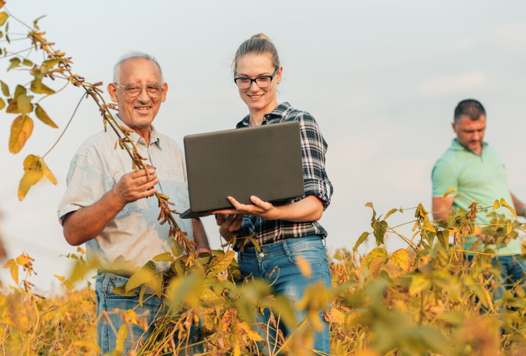 Como a tecnologia rural melhora a gestão da fazenda